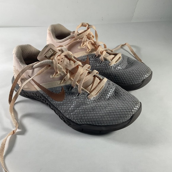 Nike | Shoes | Nike Metcon 4 Gray Pink Lace Up Running Casual Shoes ...